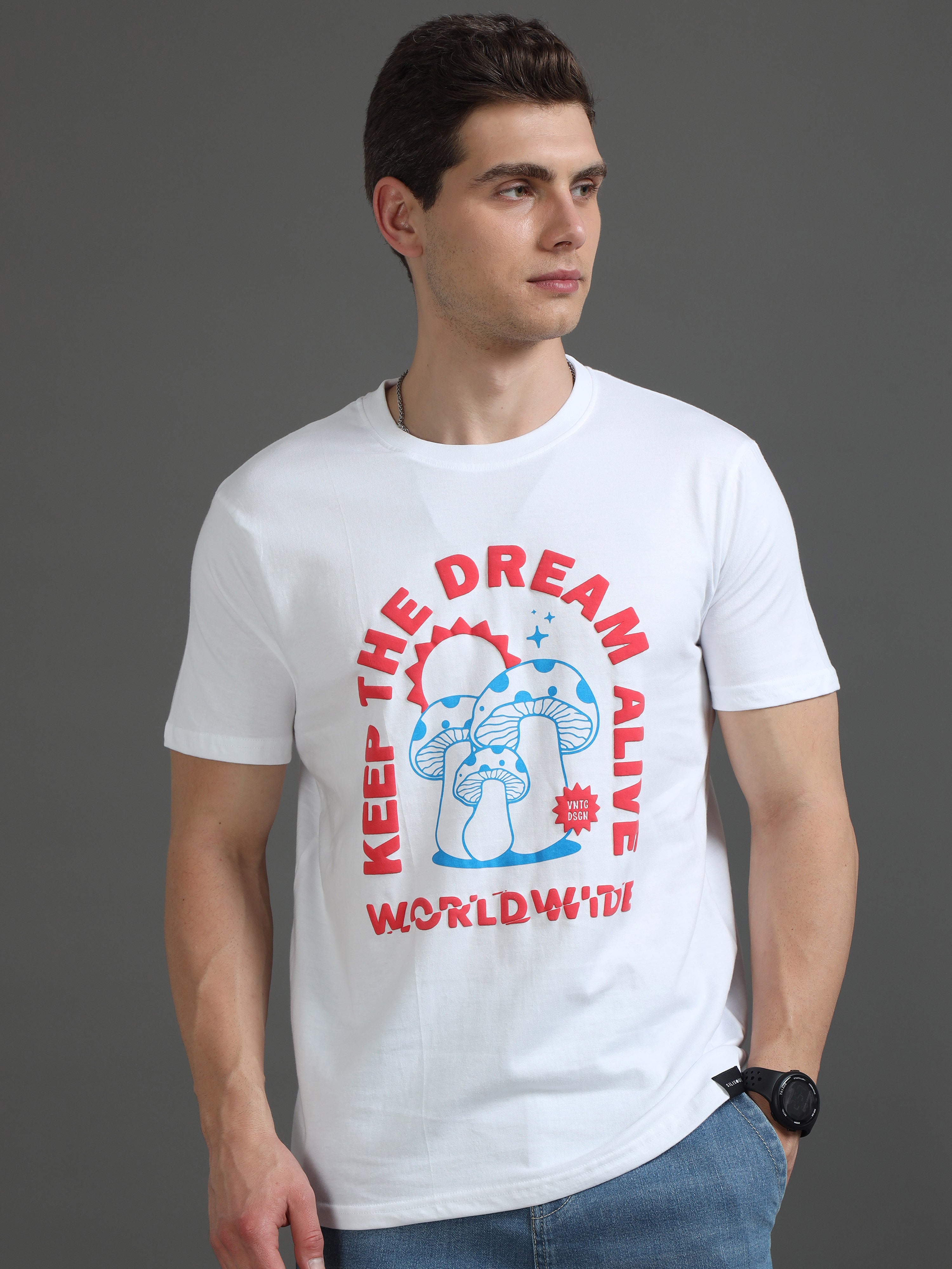 Men KEEP THE DREAM ALIVE Printed Regular Fit T-Shirt - SILISOUL